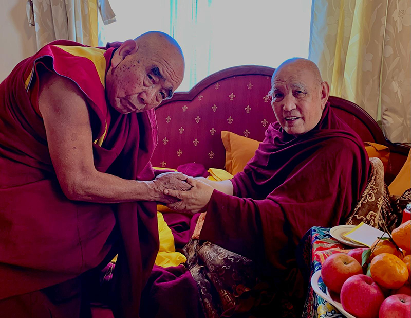 LAS AVENTURAS EN NEPAL - Nagarjuna Valencia